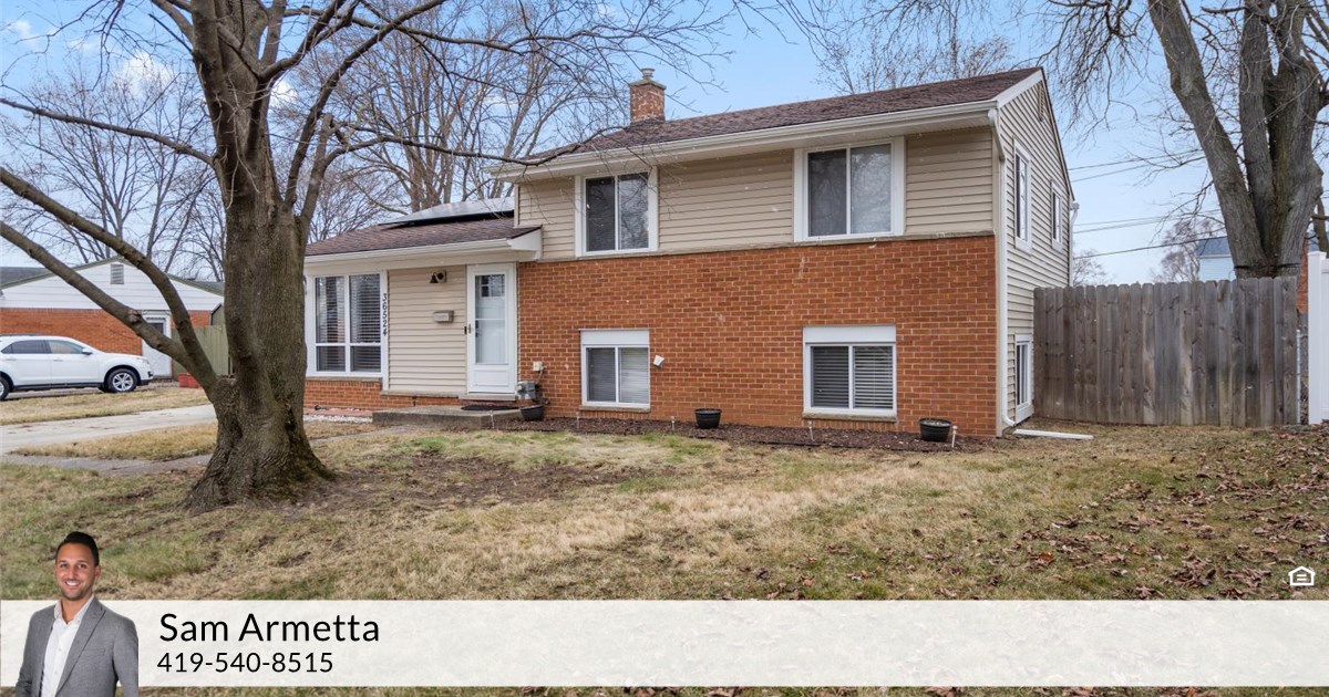 36524 Fairchild St, Westland, MI 48186